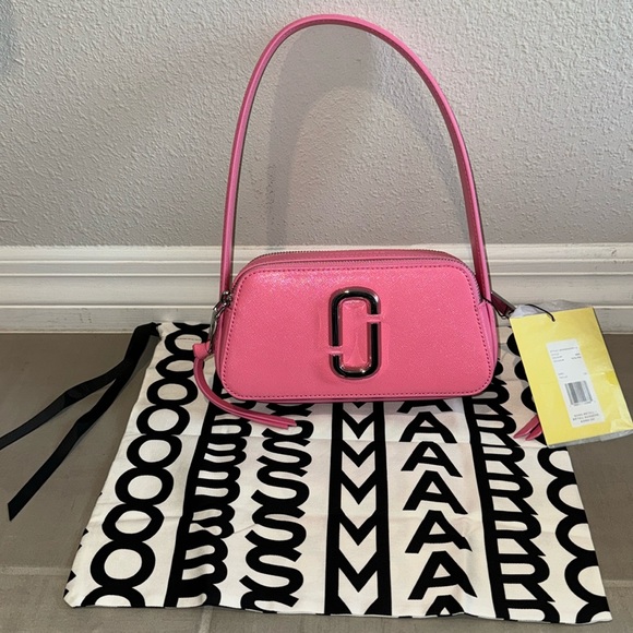 Marc Jacobs | Bags | Marc Jacobs The Slingshot Shoulder Bag | Poshmark